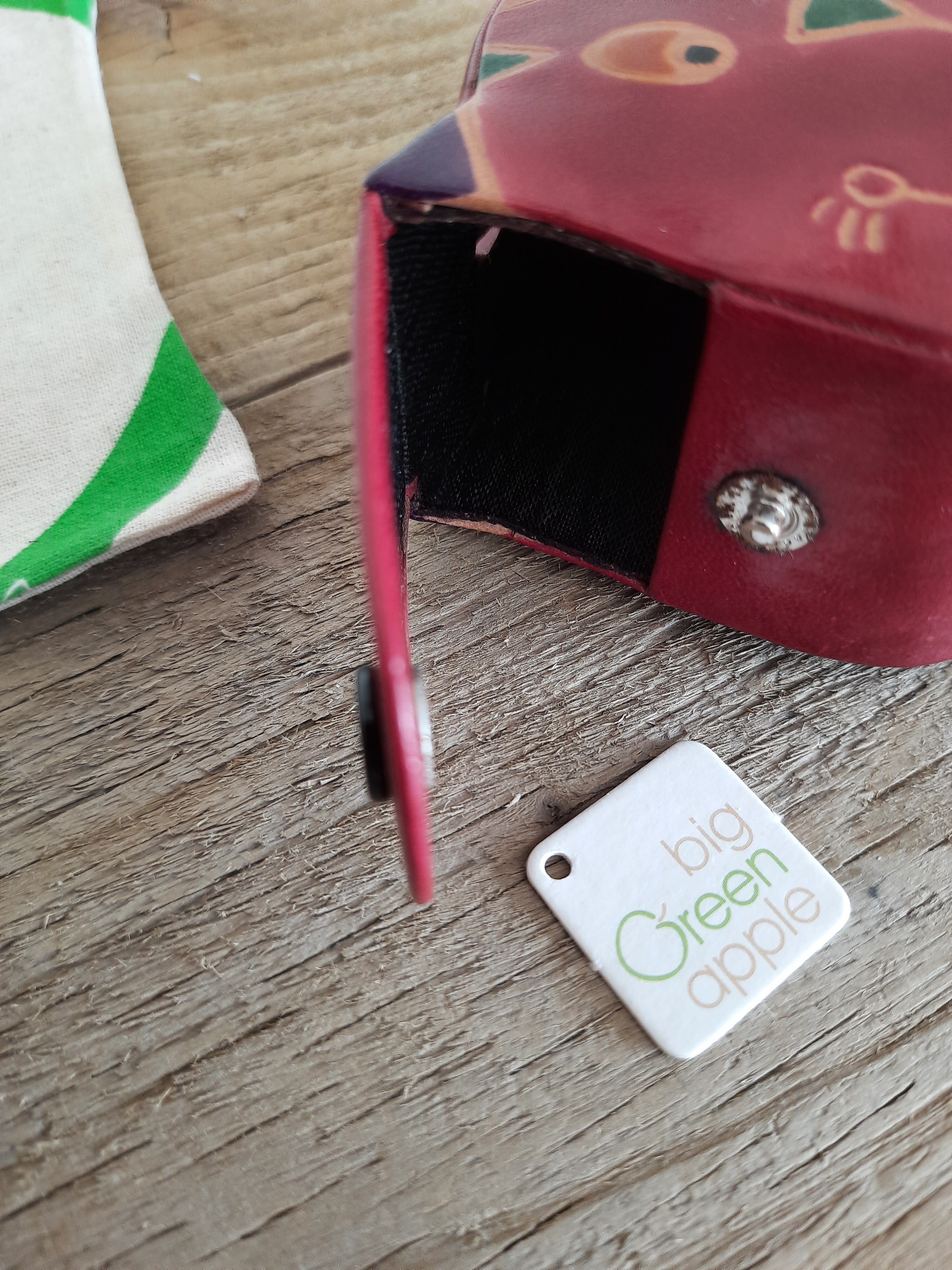 Cat Money Box - Fair Trade Gift Ideas – Big Green Apple